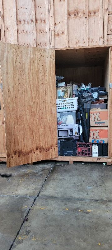 iBidOnStorage.com.au - Auction - 16844556337400