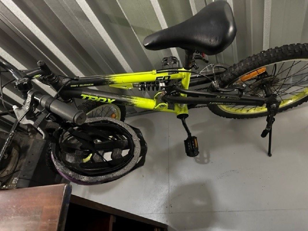 iBidOnStorage.com.au - Auction - 16856631597083