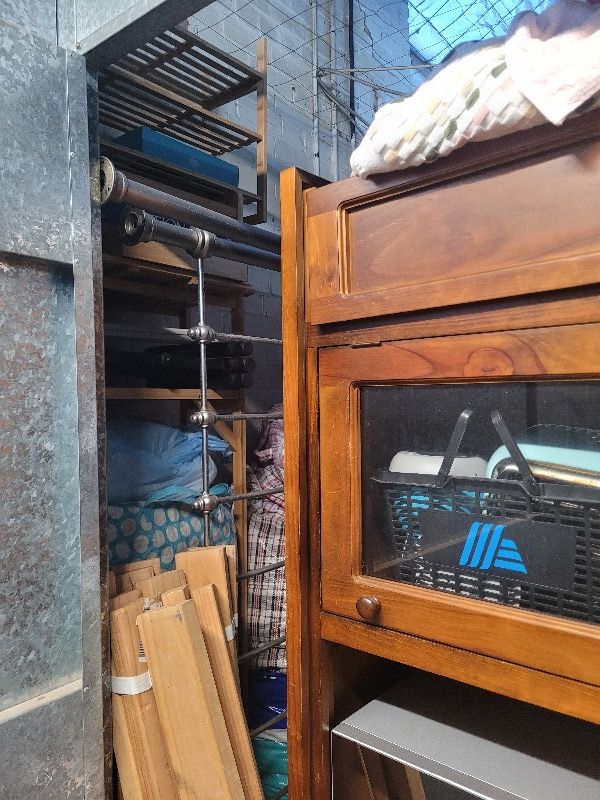 iBidOnStorage.com.au - National Storage Auction - 17095903815100
