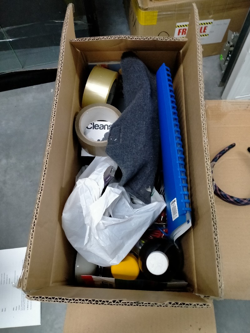 iBidOnStorage.com.au - Auction - 17132435894094