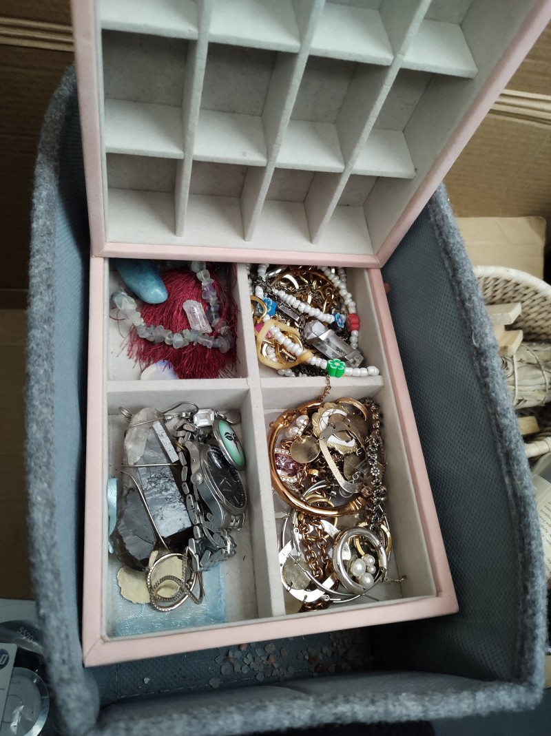 iBidOnStorage.com.au - Auction - 17183420701374