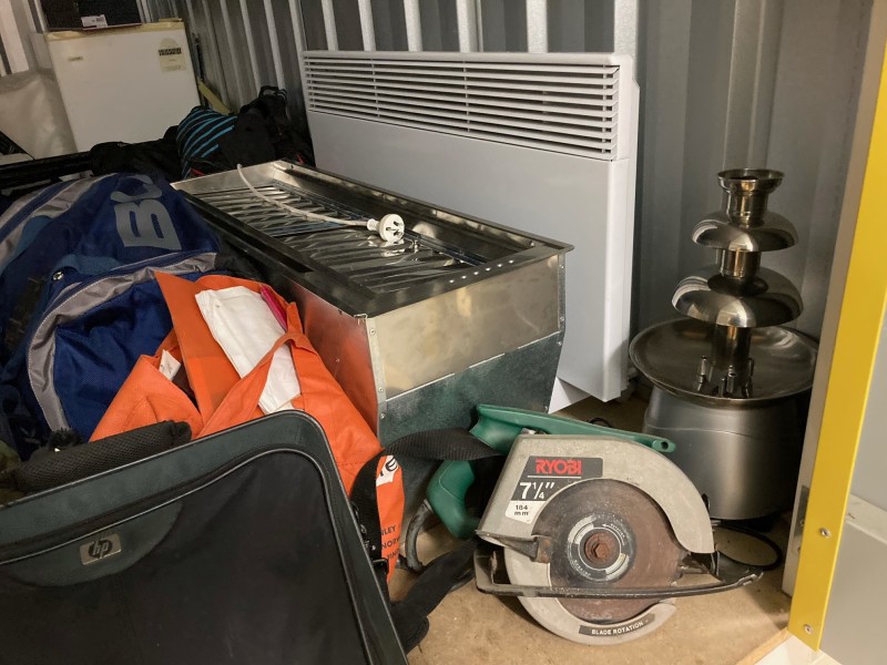 iBidOnStorage.com.au - Auction - 17207376074239