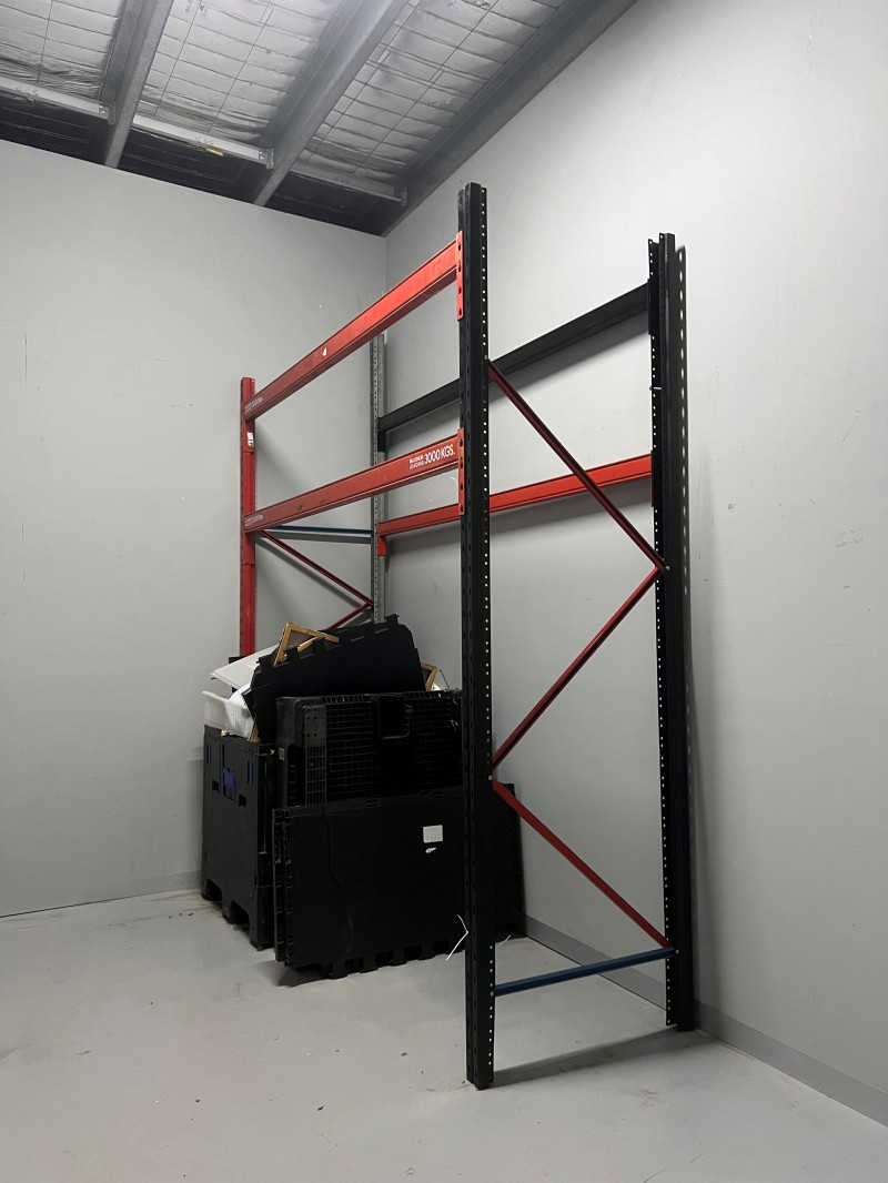 iBidOnStorage.com.au - Auction - 17218755744835