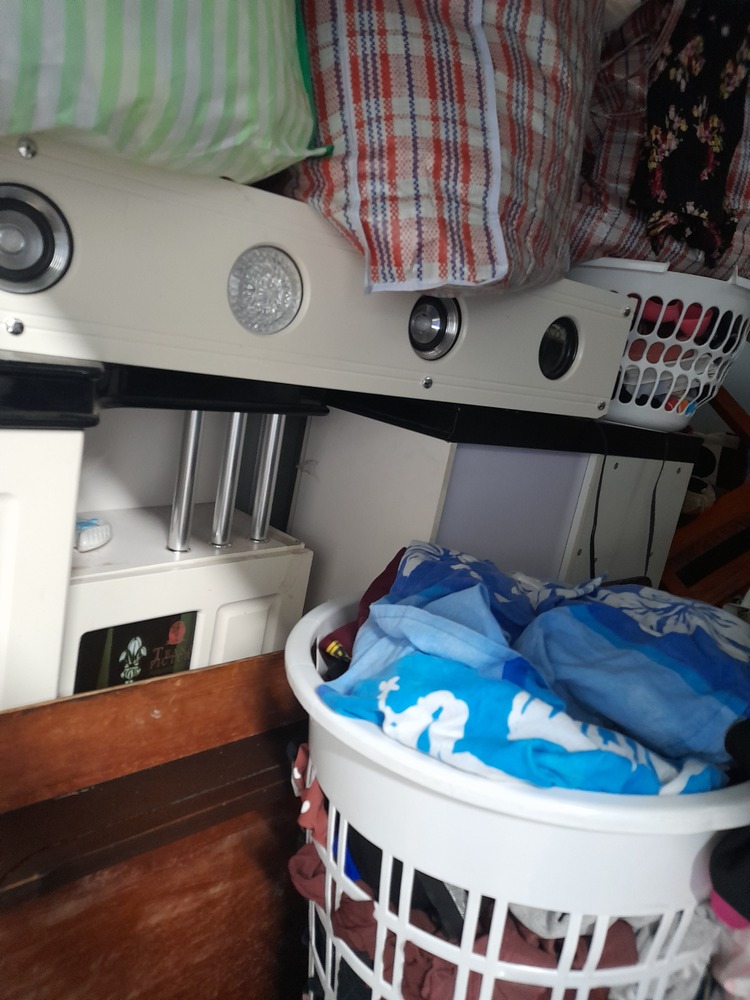 iBidOnStorage.com.au - Auction - 17242123972522