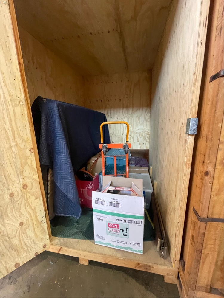 iBidOnStorage.com.au - Auction - 17339718156060