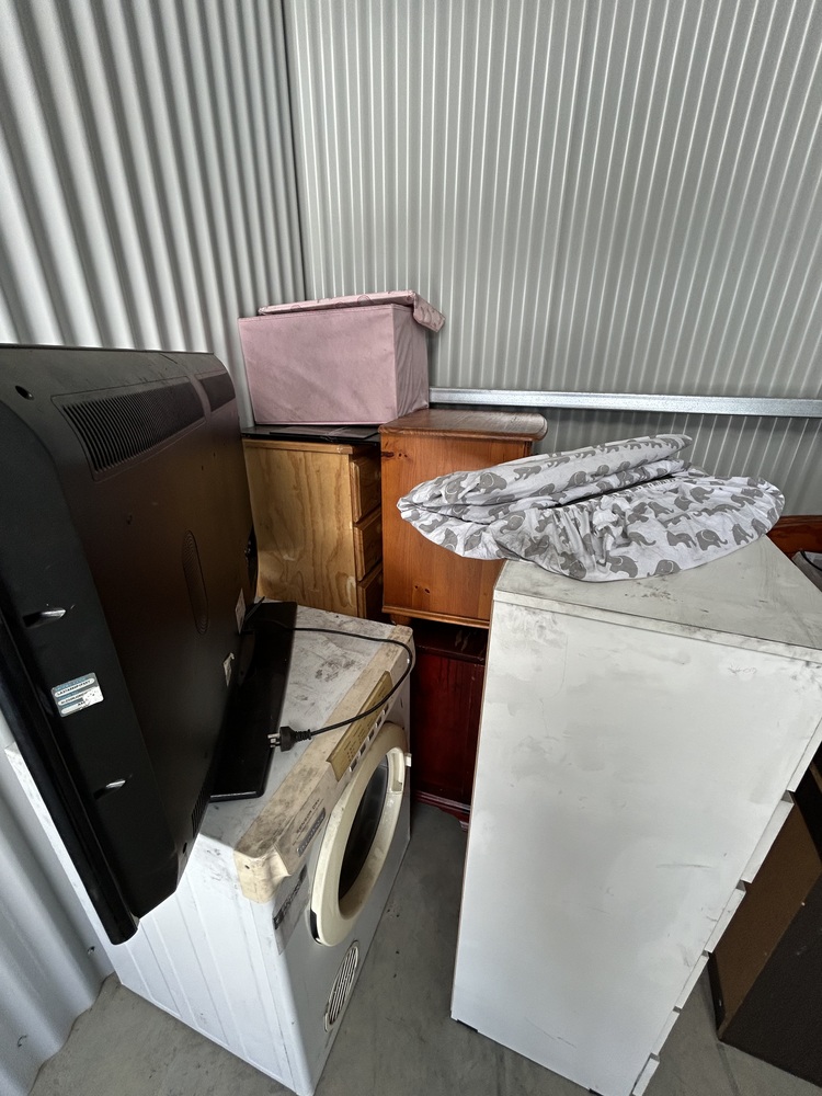 iBidOnStorage.com.au - Auction - 17364783977292