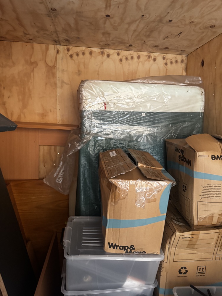 iBidOnStorage.com.au - Auction - 17406276858479