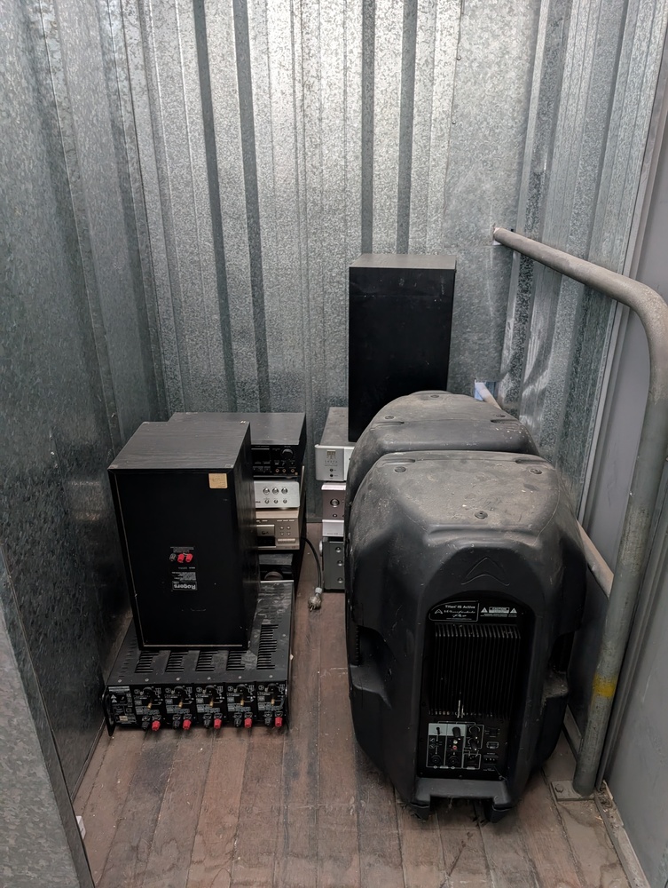 iBidOnStorage.com.au - Auction - 17407063342694