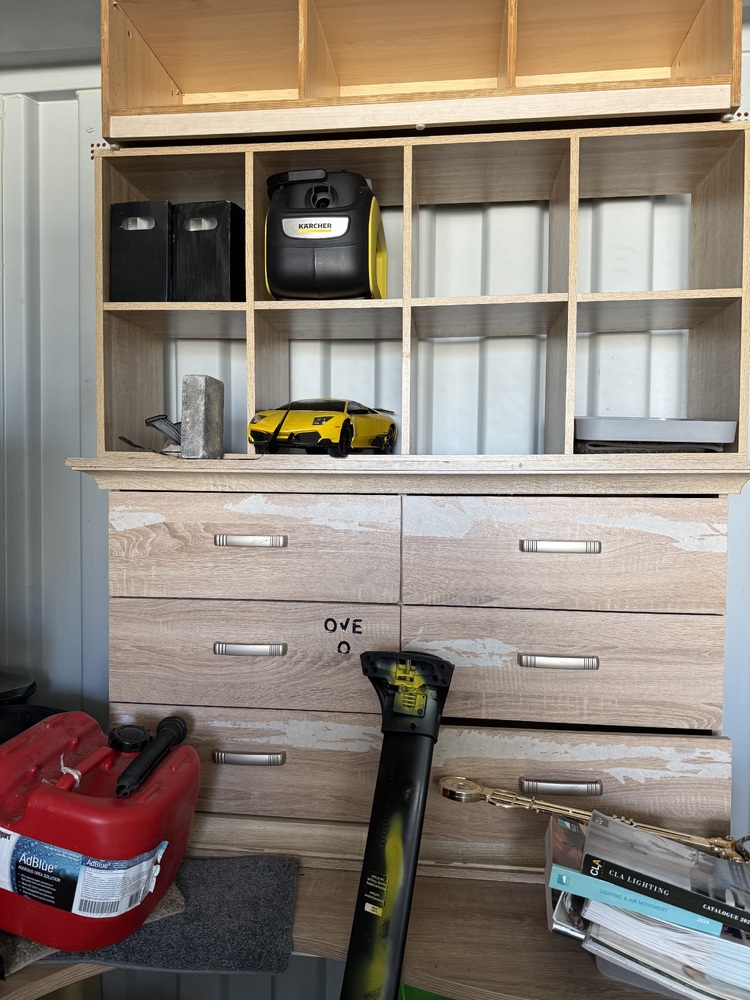 iBidOnStorage.com.au - Auction - 17446918931036