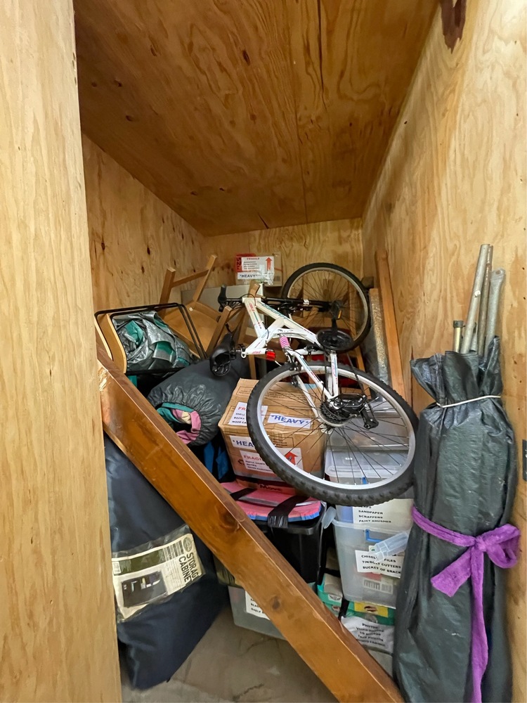 iBidOnStorage.com.au - Auction - 17453729435196