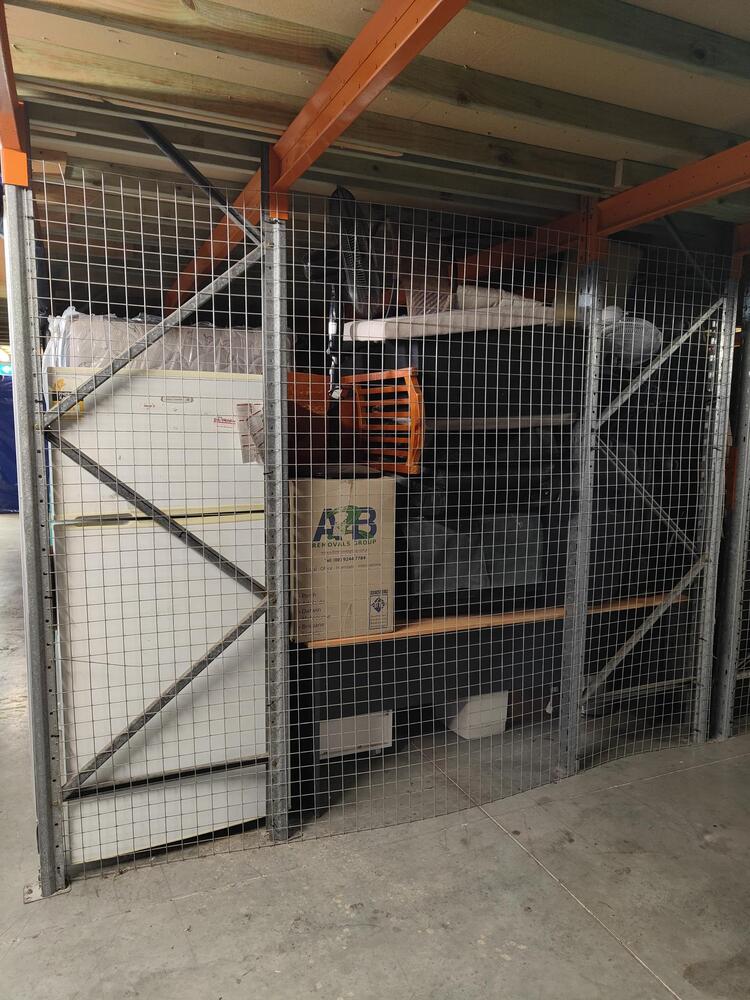 iBidOnStorage.com.au - A2B Storage Auction - 17459010313017
