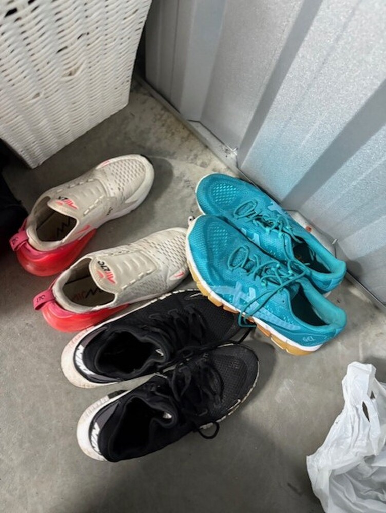 iBidOnStorage.com.au - StorHub Auction - 17464204237796