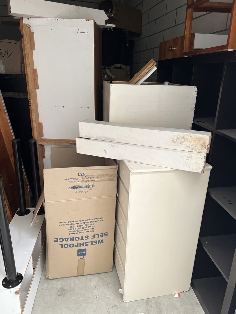 iBidOnStorage.com.au - Auction - 17472115561111