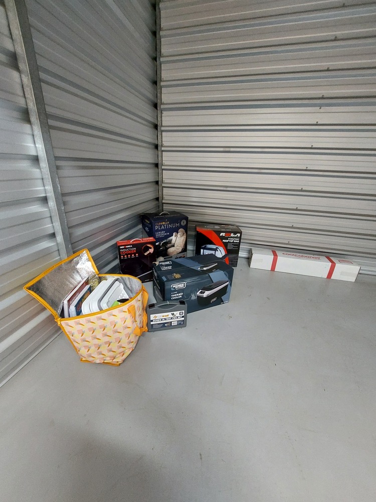 iBidOnStorage.com.au - Auction - 17476374837463