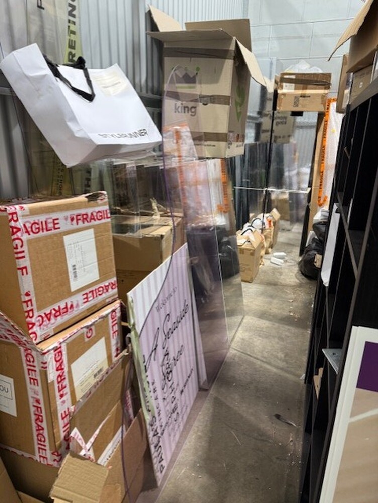 iBidOnStorage.com.au - Auction - 17520400967149