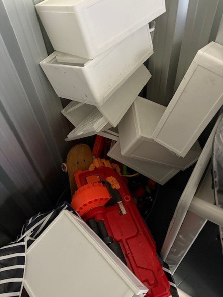 iBidOnStorage.com.au - Auction - 17556559818179