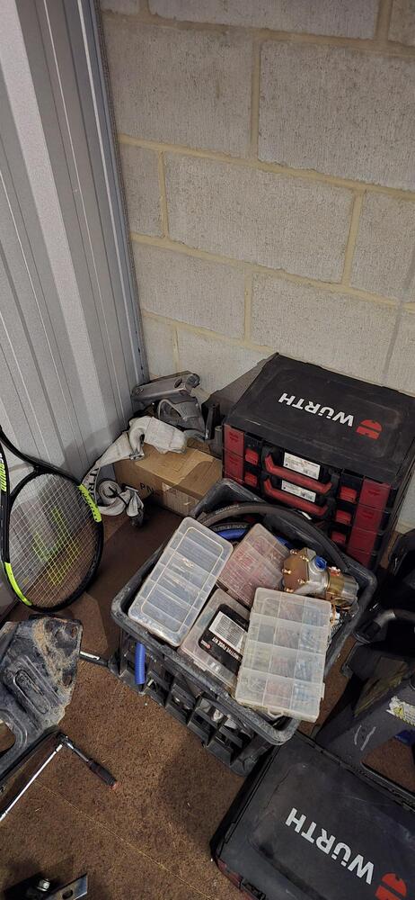 iBidOnStorage.com.au - Auction - 17588426055204