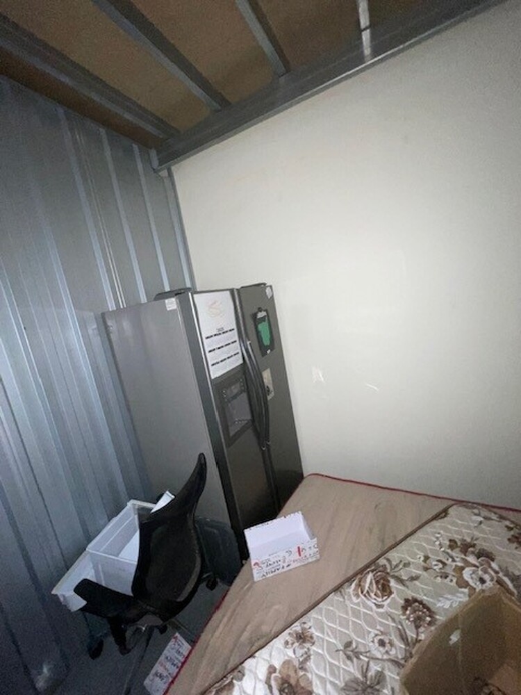 iBidOnStorage.com.au - Auction - 17636941995162